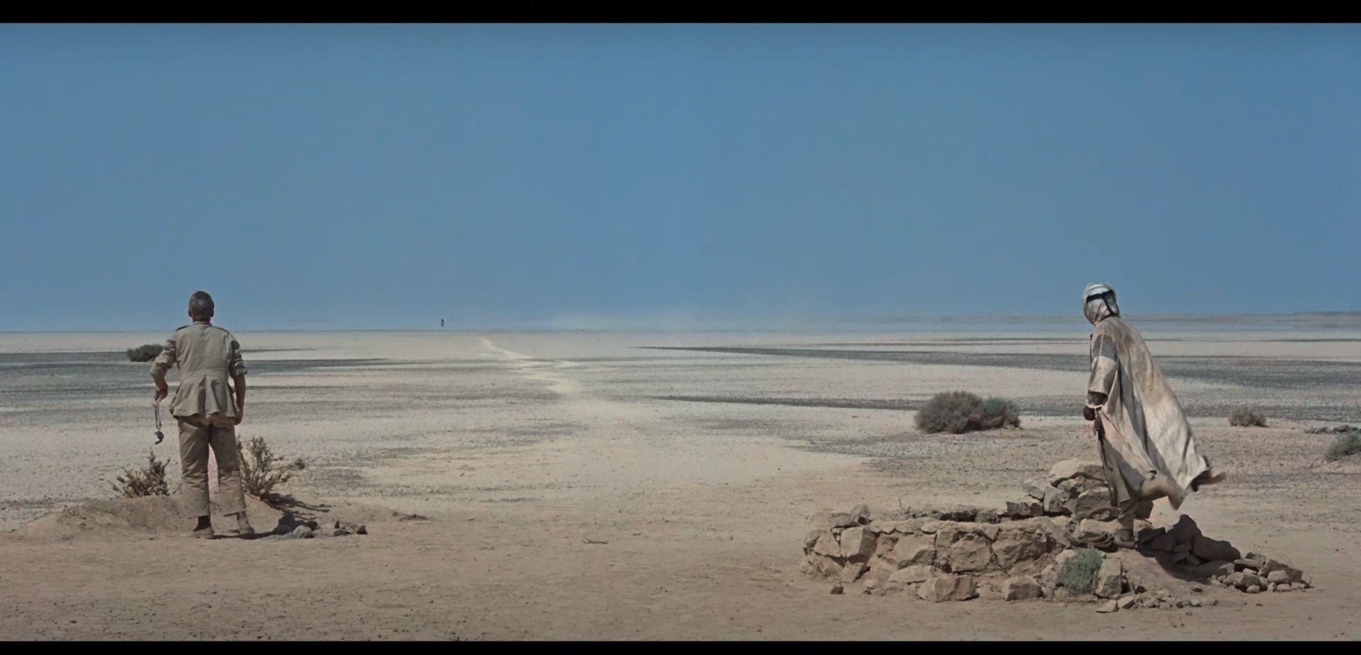 The Stunning Cinematography of Lawrence of Arabia in the Age of Netflix ...